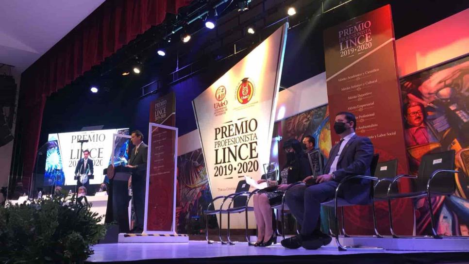 «Desde pequeño soñaba con ser periodista»: Jesús Bustamante recibe ...