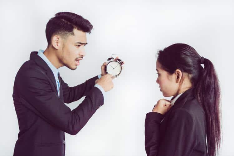 ¿Te pueden despedir por faltar al trabajo sin avisar? Esto dice la Ley ...